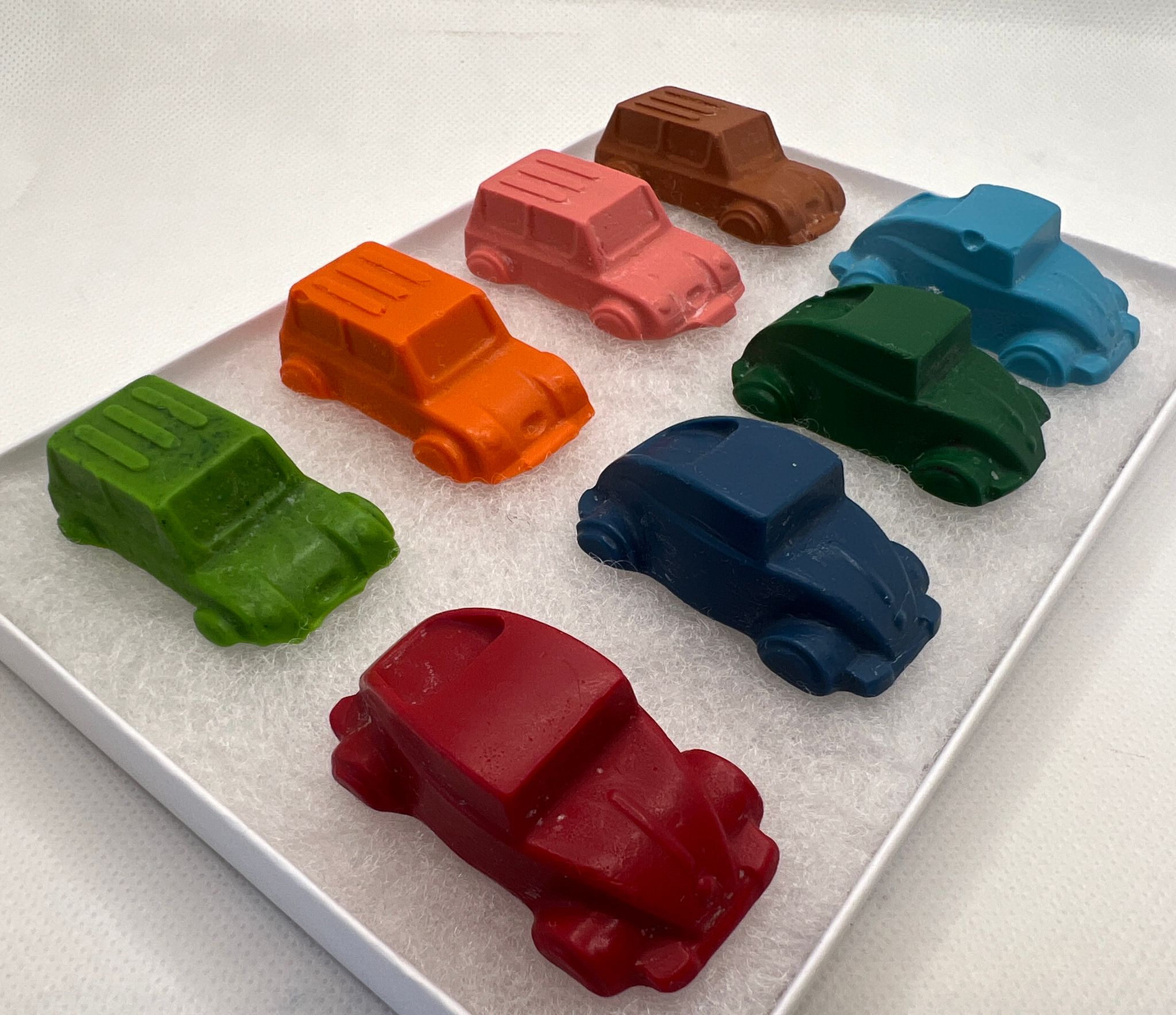 Beeswax Large Vintage Car Crayons Box of 8 – Mimibear