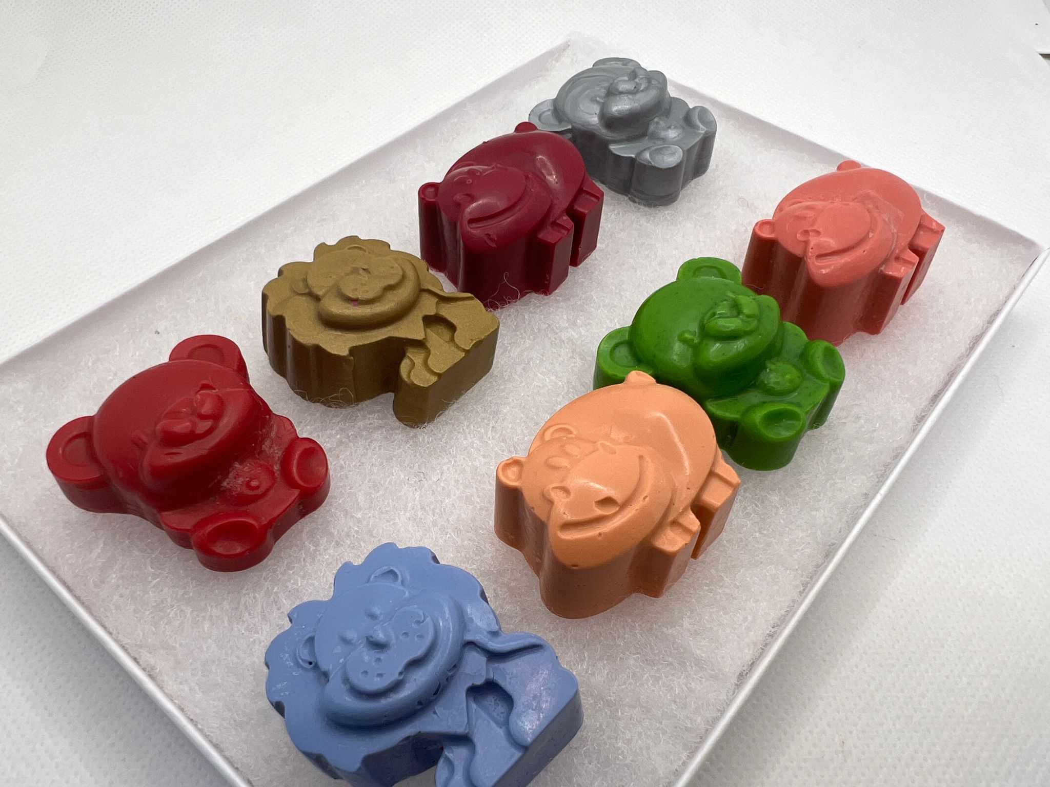 Beeswax Large Zoo Crayons - Box of 8 – Mimibear
