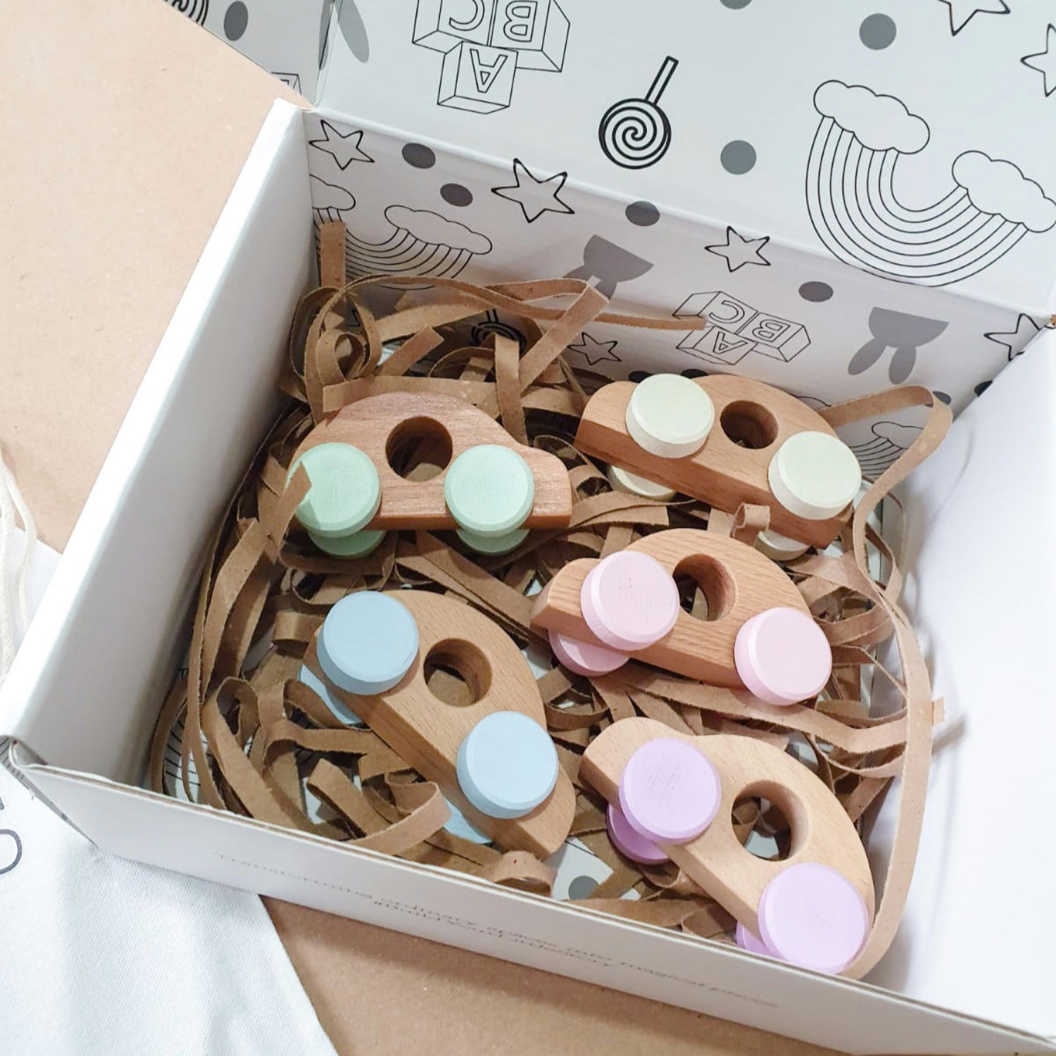Set Of 5 Perfect Pastel Wheeled Toy Cars – Mimibear